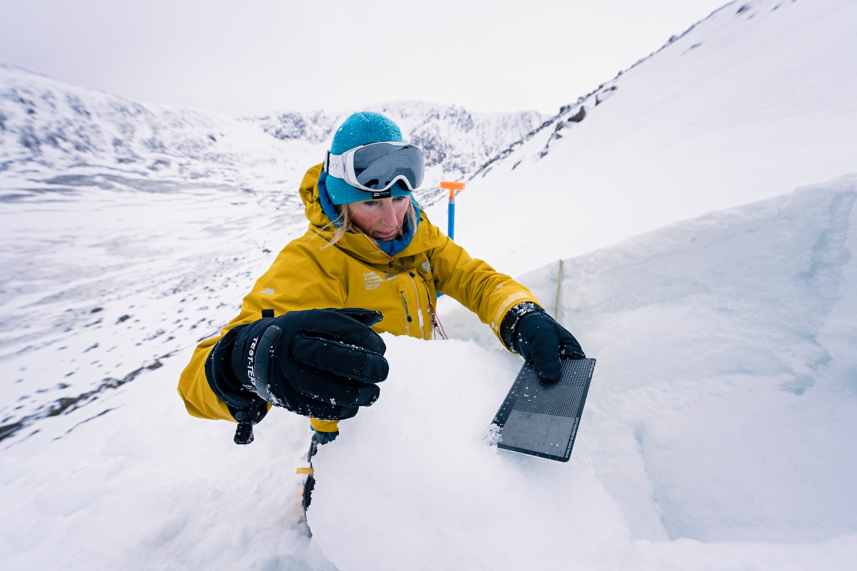 Tested To Extremes: GORE-TEX Products, Mountain Equipment and The ...